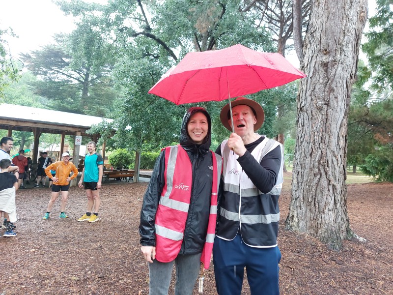 Runners brave the wet | Castlemaine Mail
