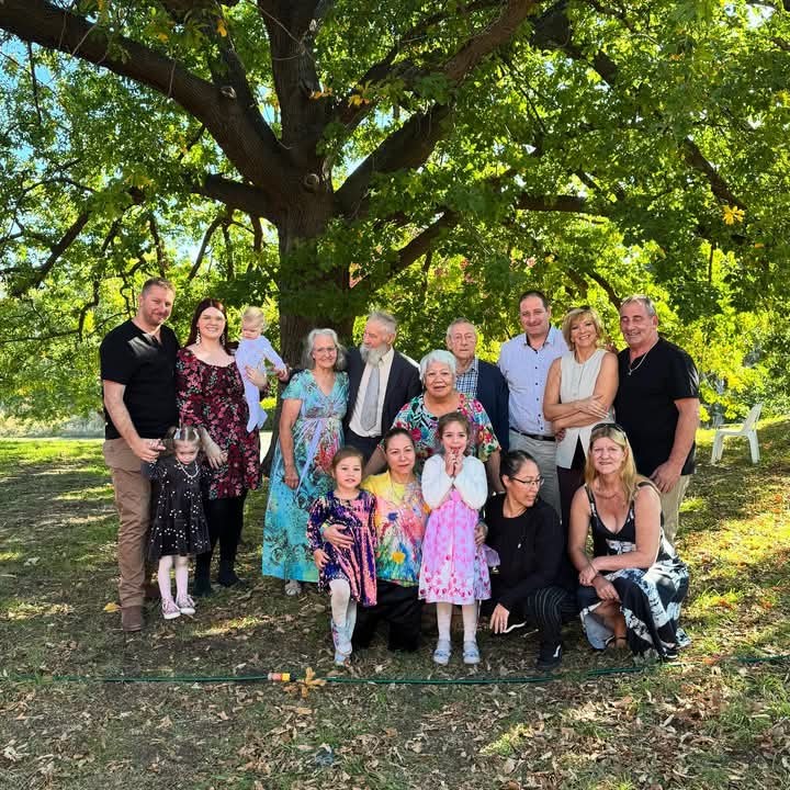 Celebrated local artist turns 90! | Castlemaine Mail